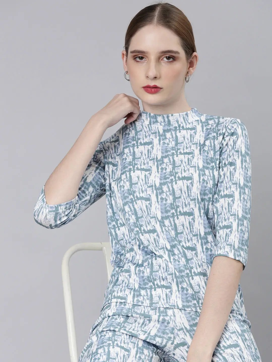 SHOWOFFFF Women's Round Neck Blue Three-Quarter Sleeves Printed Track Suit