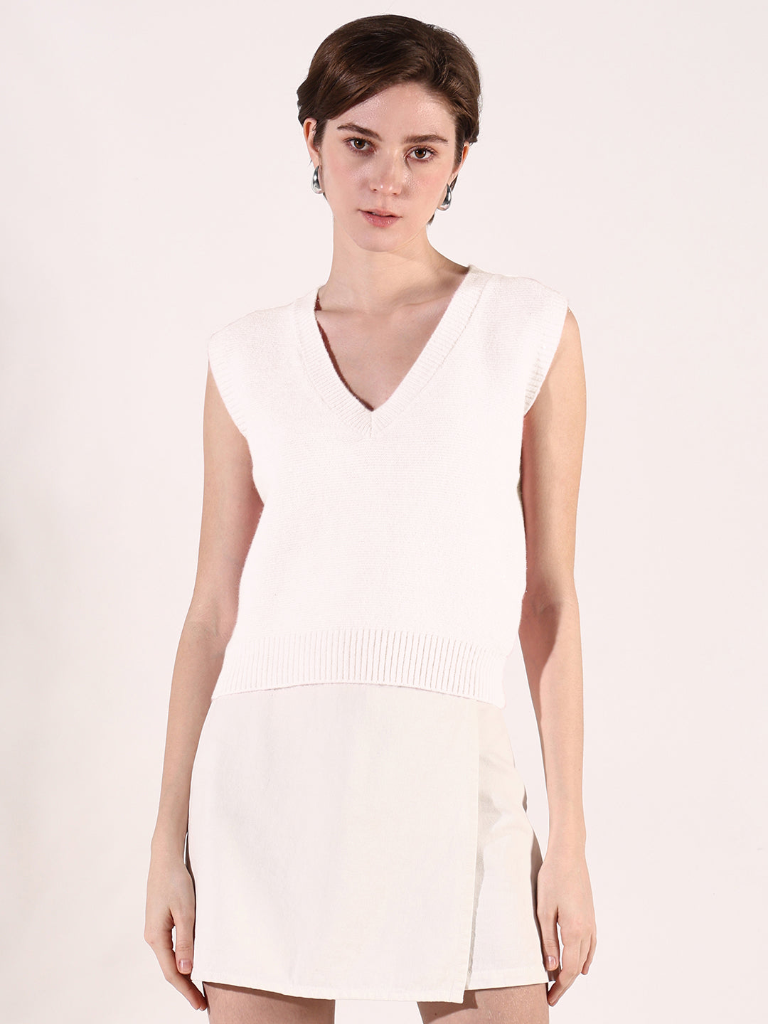 SHOWOFFFF Women's Solid Cream V-Neck Top