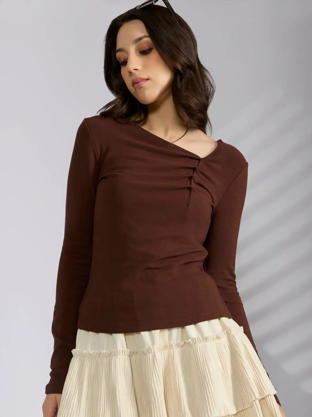 SHOWOFFFF Women's Brown Fitted Ruched Top