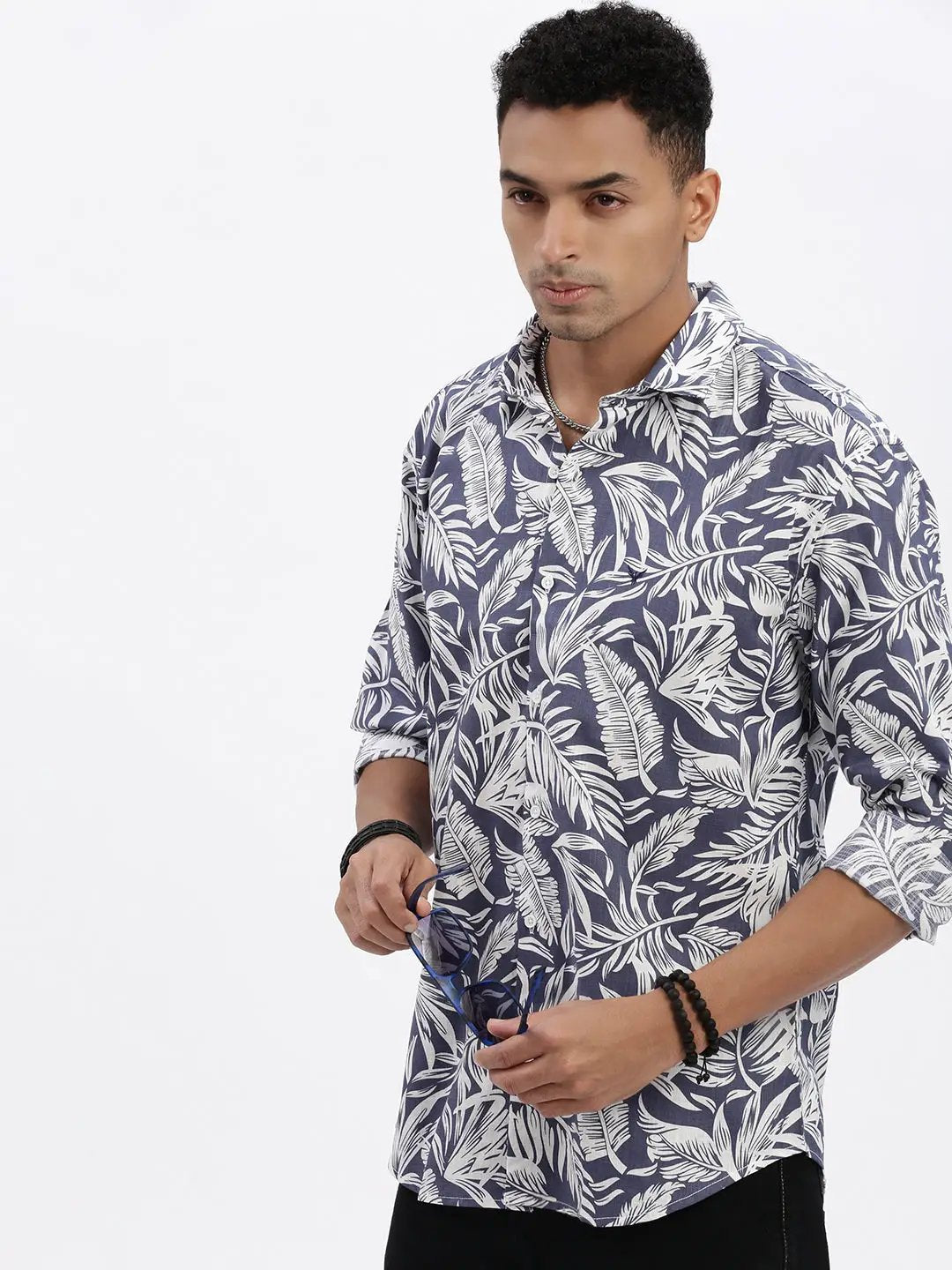 SHOWOFFFF Men's Blue Graphic Slim Fit Shirt