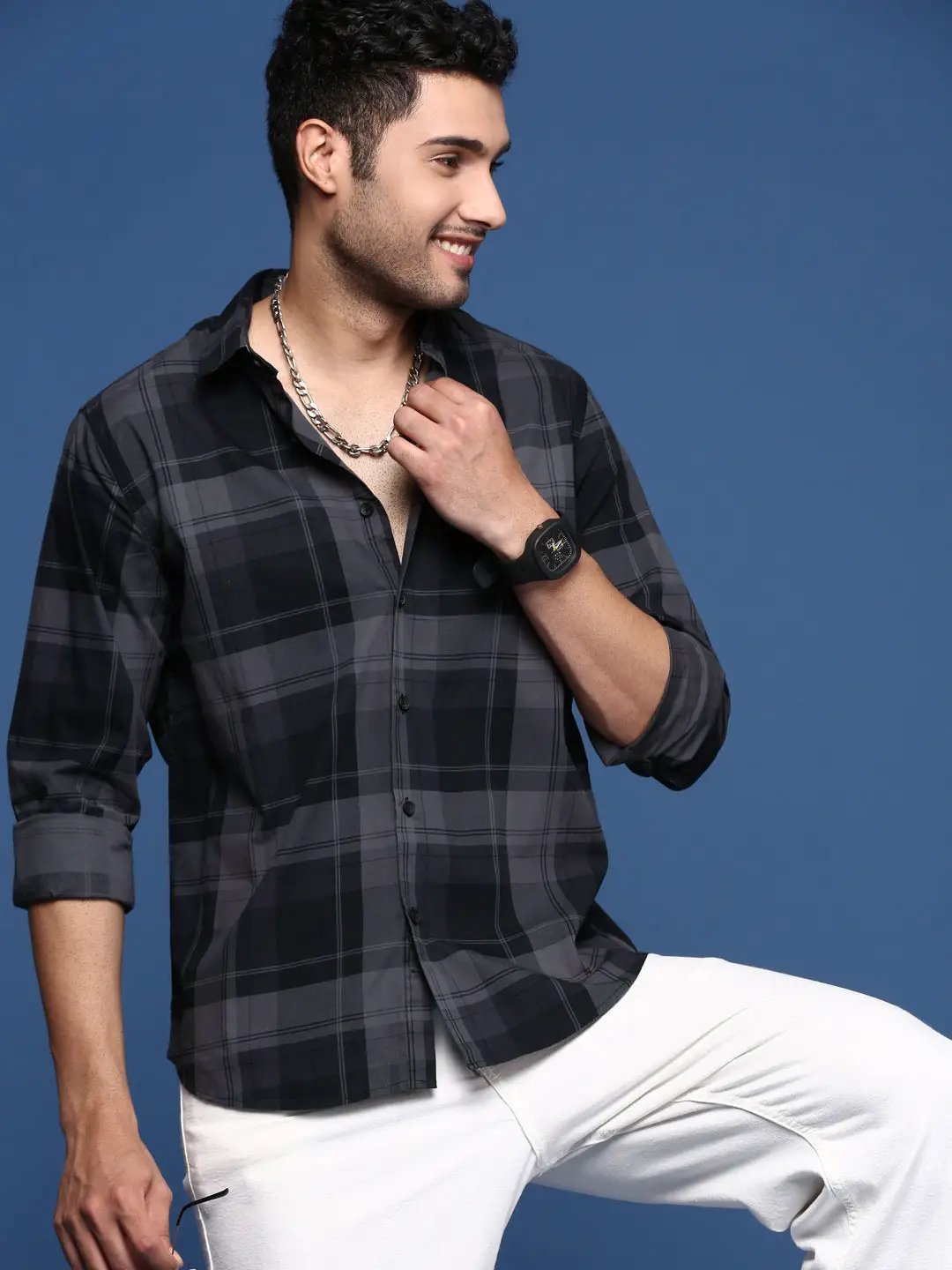 SHOWOFFFF Men's Checked Grey Slim Fit Shirt